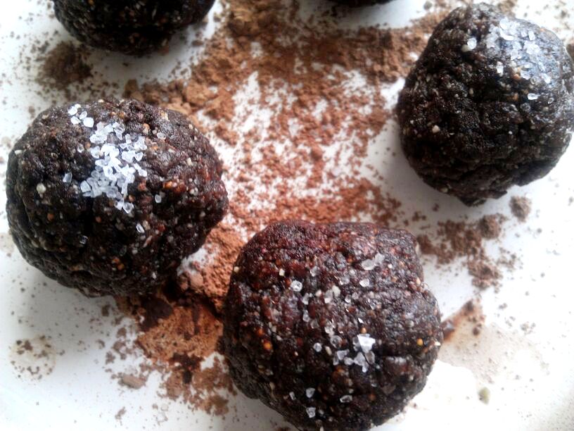 Fig Fudge Balls - PaleOMG
