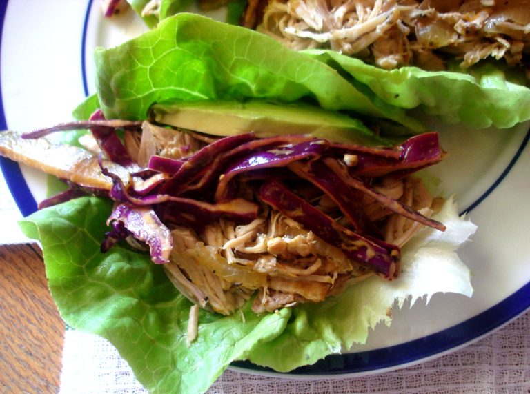 Lunch in a Snap: Chipotle Lettuce Wraps - PaleOMG