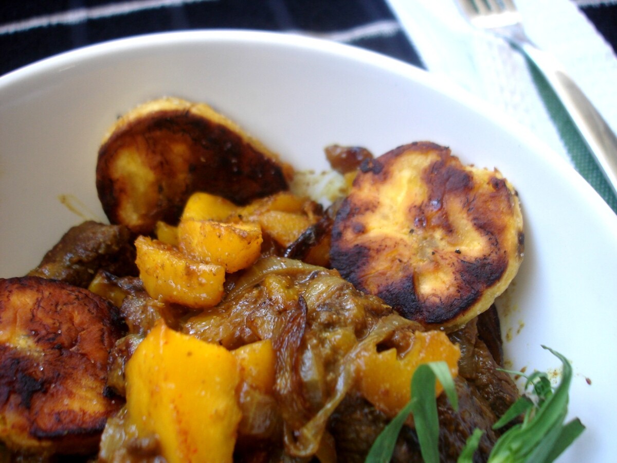 Plantain and Mango Beef - PaleOMG