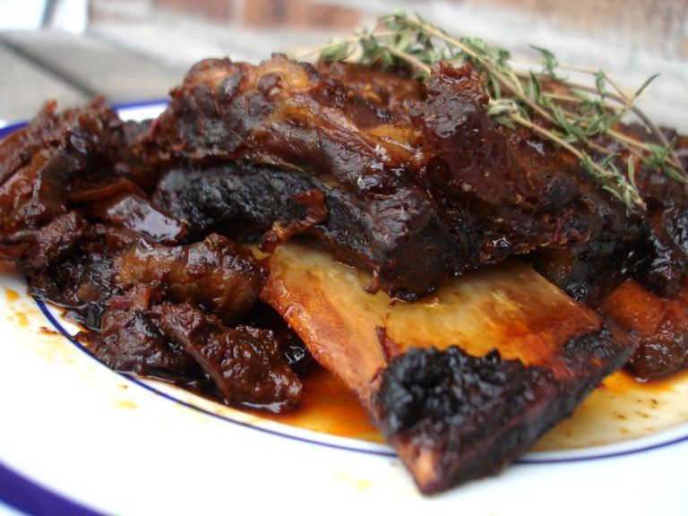 Crockpot Coffee Ancho Chile Short Ribs - PaleOMG