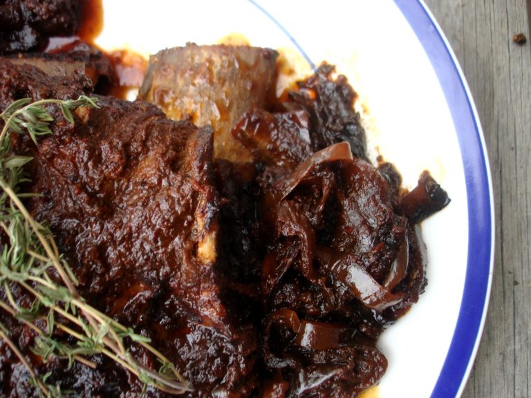 Crockpot Coffee Ancho Chile Short Ribs - PaleOMG