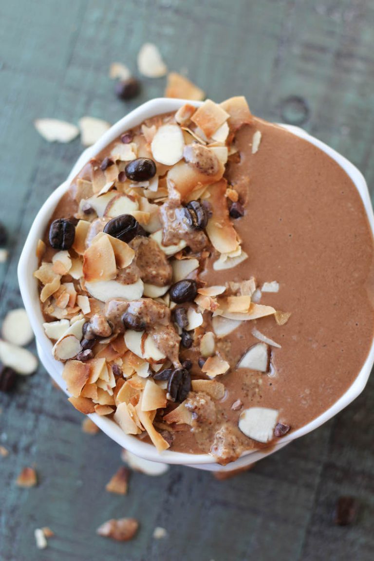 Mocha Latte Smoothie Bowl - PaleOMG