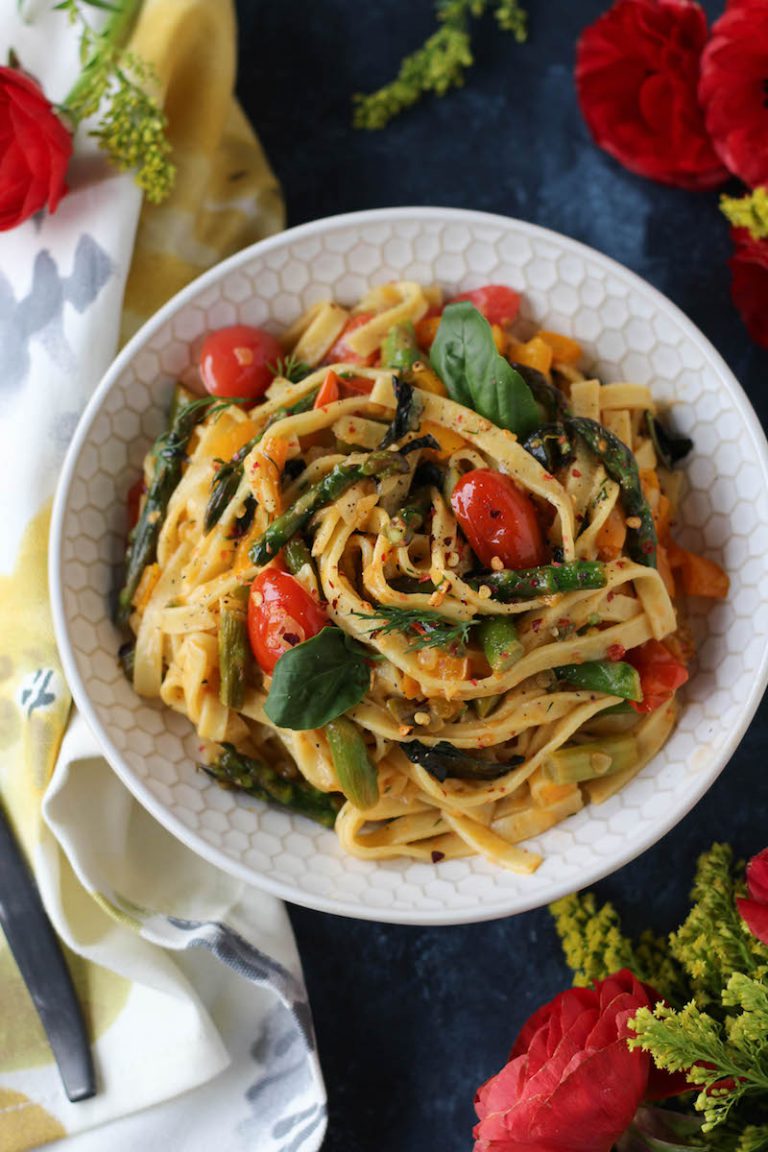 Spring Vegetable Lemon Basil Pasta - PaleOMG