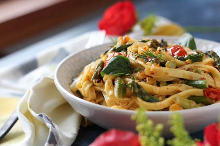 Spring Vegetable Lemon Basil Pasta - PaleOMG