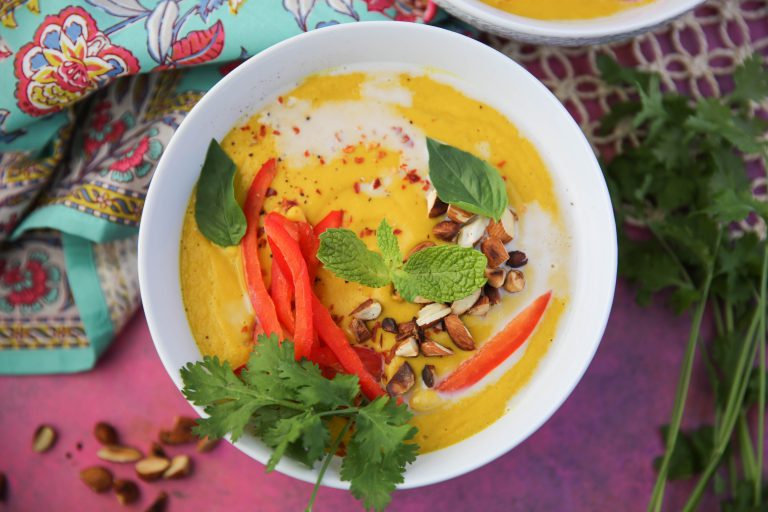 Easy Veggie Panang Curry - PaleOMG