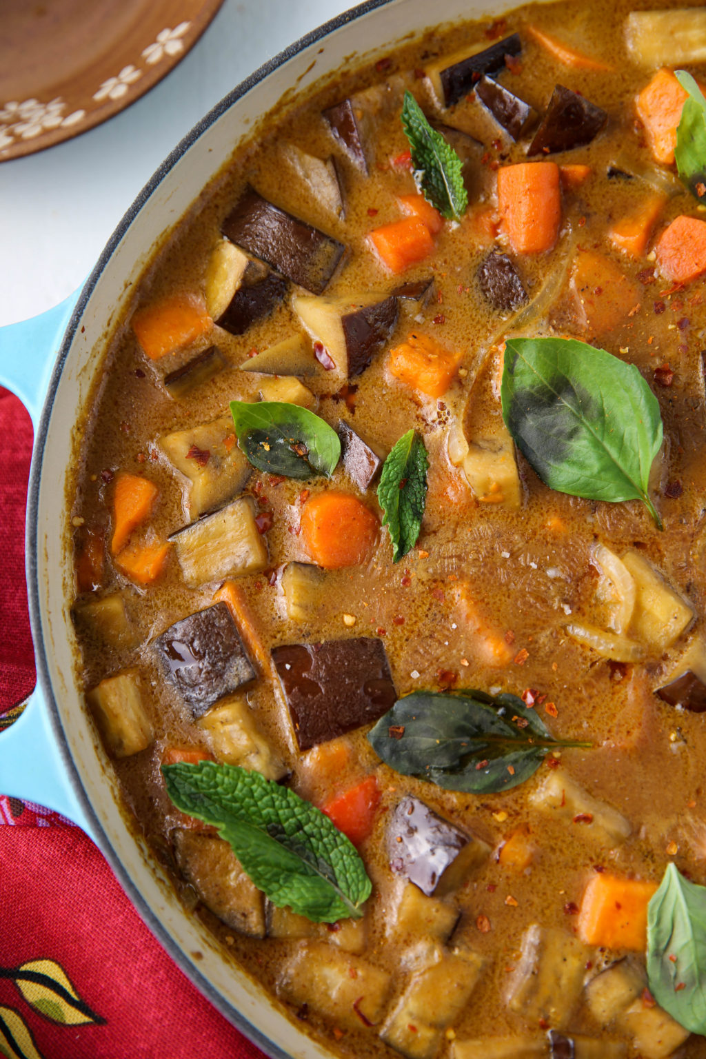 Easy Veggie Panang Curry - PaleOMG