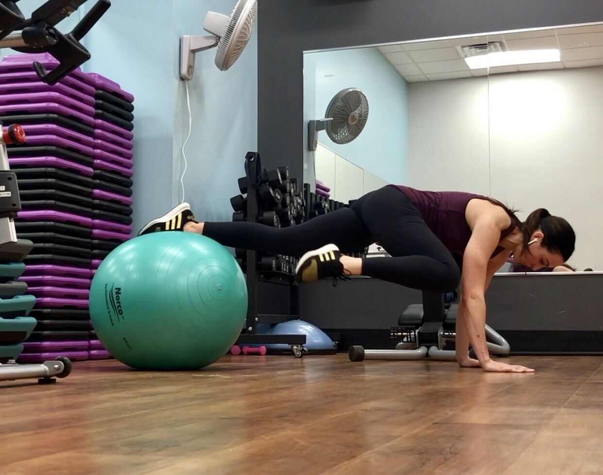 Weekly Workouts with Juli | HIIT, Yoga & Boxing Routines
