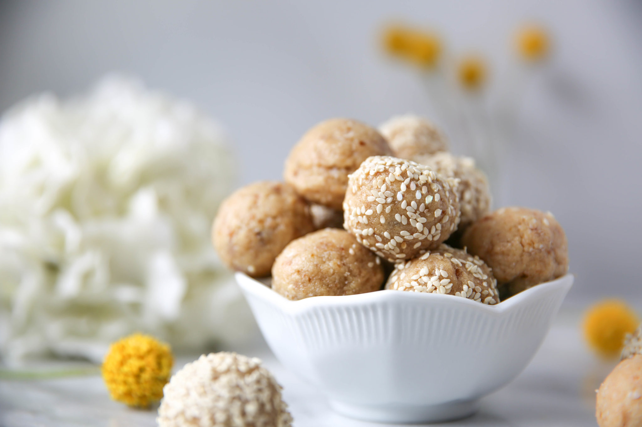 Tahini Honey Collagen Energy Balls - PaleOMG