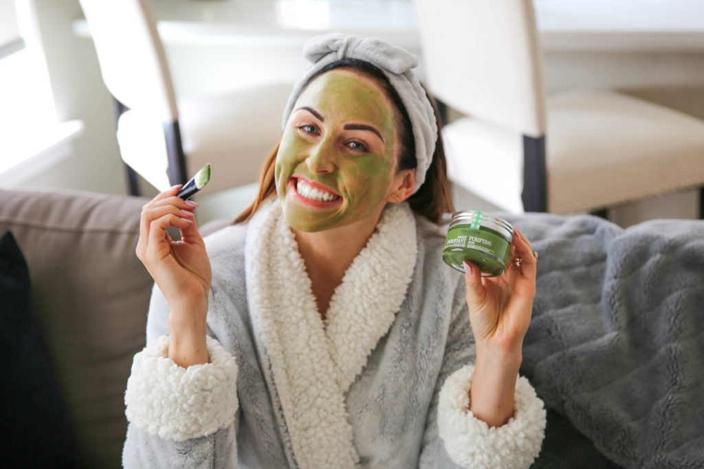 A French Mask for a French Trip - PaleOMG
