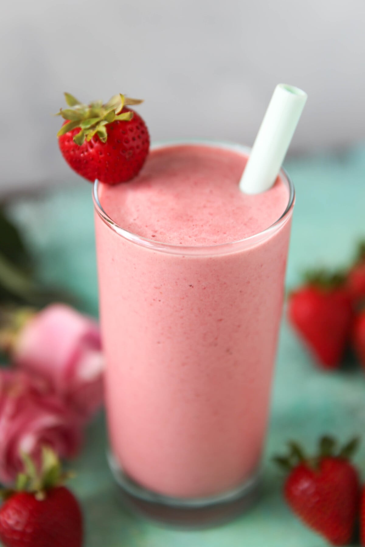 Strawberries & Cream Collagen Shake - PaleOMG