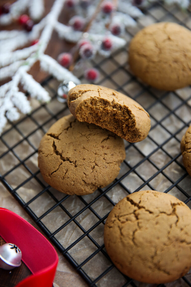 Soft Baked Gingerbread Cookies - PaleOMG
