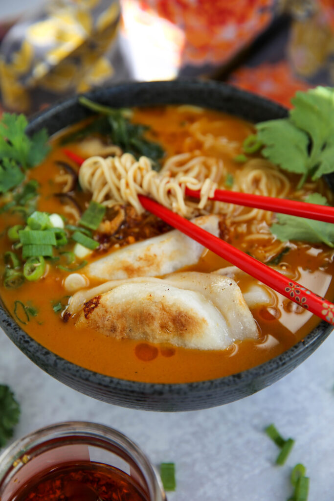 Thai Curry Potsticker Ramen - PaleOMG